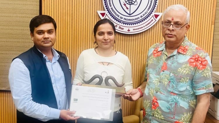 Varanasi News Iit Bhu Paper Microchip Device Will Treat Kidney Diseases ...