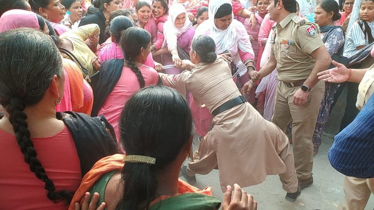 आशा वर्करों और पुलिस में झड़प: सांसद मीत हेयर के आवास के बाहर धरना दे ...