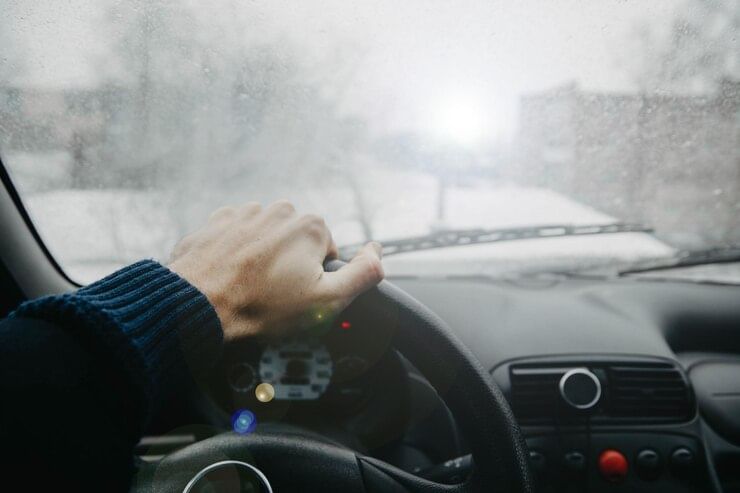 How To Defog Car Windshield In Winter Driving Tips - Amar Ujala Hindi ...