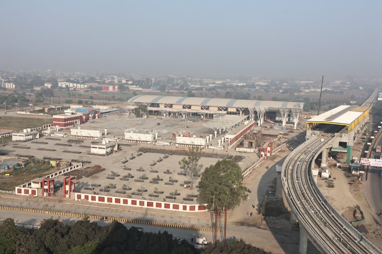 Indore: Metro And Bus Station On Mr-10 In Indore Will Be Connected By A ...