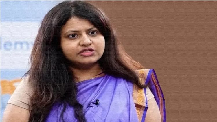 Delhi High Court Reserves Verdict On Anticipatory Bail Plea Of Former Ias Pooja Khedkar - Amar ...