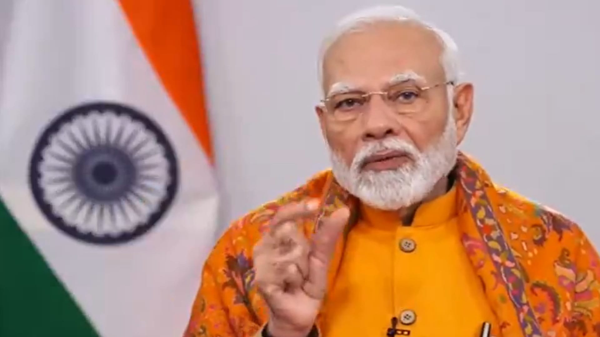 Gujarat: Pm Narendra Modi Addressed Baps Karyakar Suvarna Mahotsav In ...