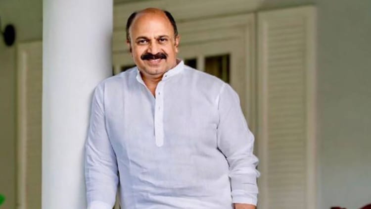 Malayalam Actor Siddique Arrested In Physical Assault Case Produced In ...