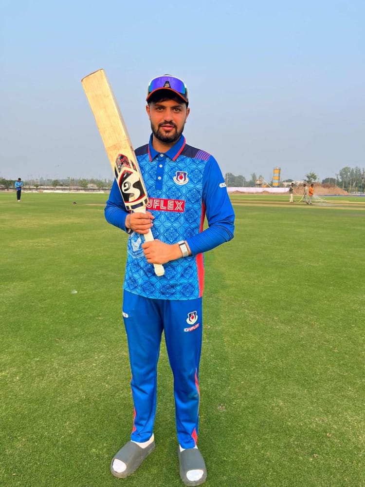 97 गेंदों में समीर रिजवी ने जड़ा दोहरा शतक, बना डाला नया रिकॉर्ड