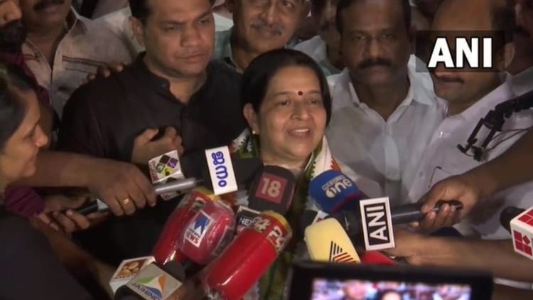 Kerala Congress Mla Uma Thomas Put On Ventilator Support After Falling ...