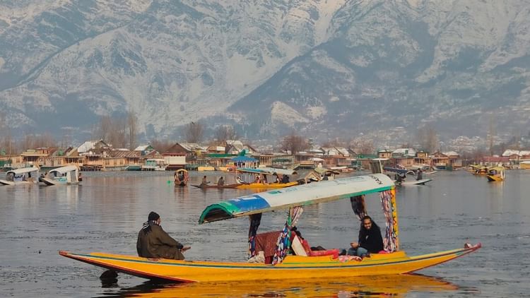 Weather Report: Cloudy Cover In Jammu And Kashmir, Chances Of Rain And ...