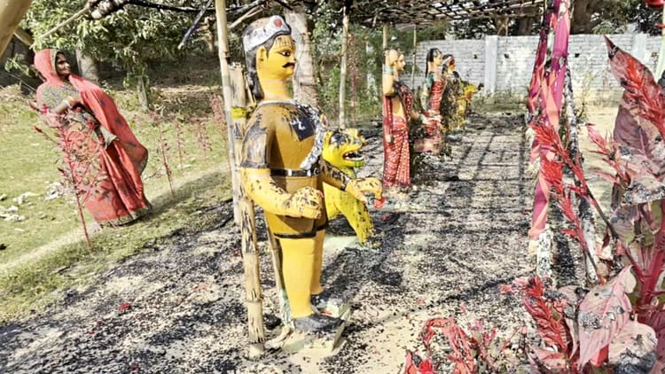 Bihar News Anger Due To Fire In Raja Salhesh Temple In Darbhanga Sadar ...