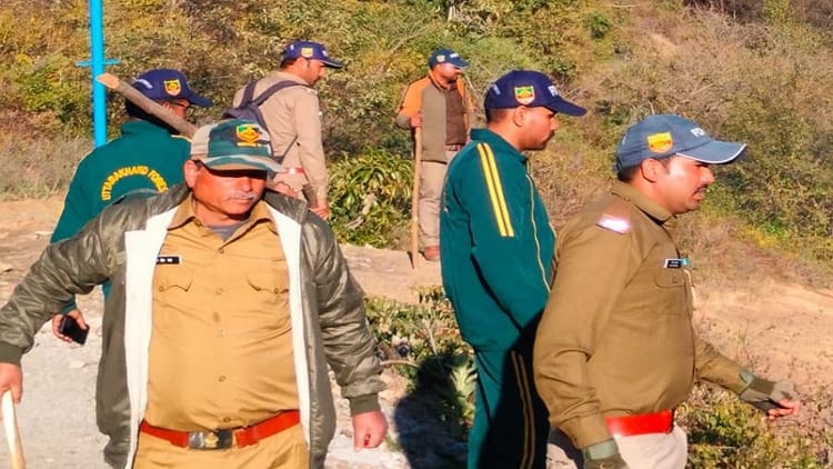 तेंदुए का दिनभर रहा आतंक:आठ लोगों पर हमला किया, चीख-पुकार से गूंजा ...
