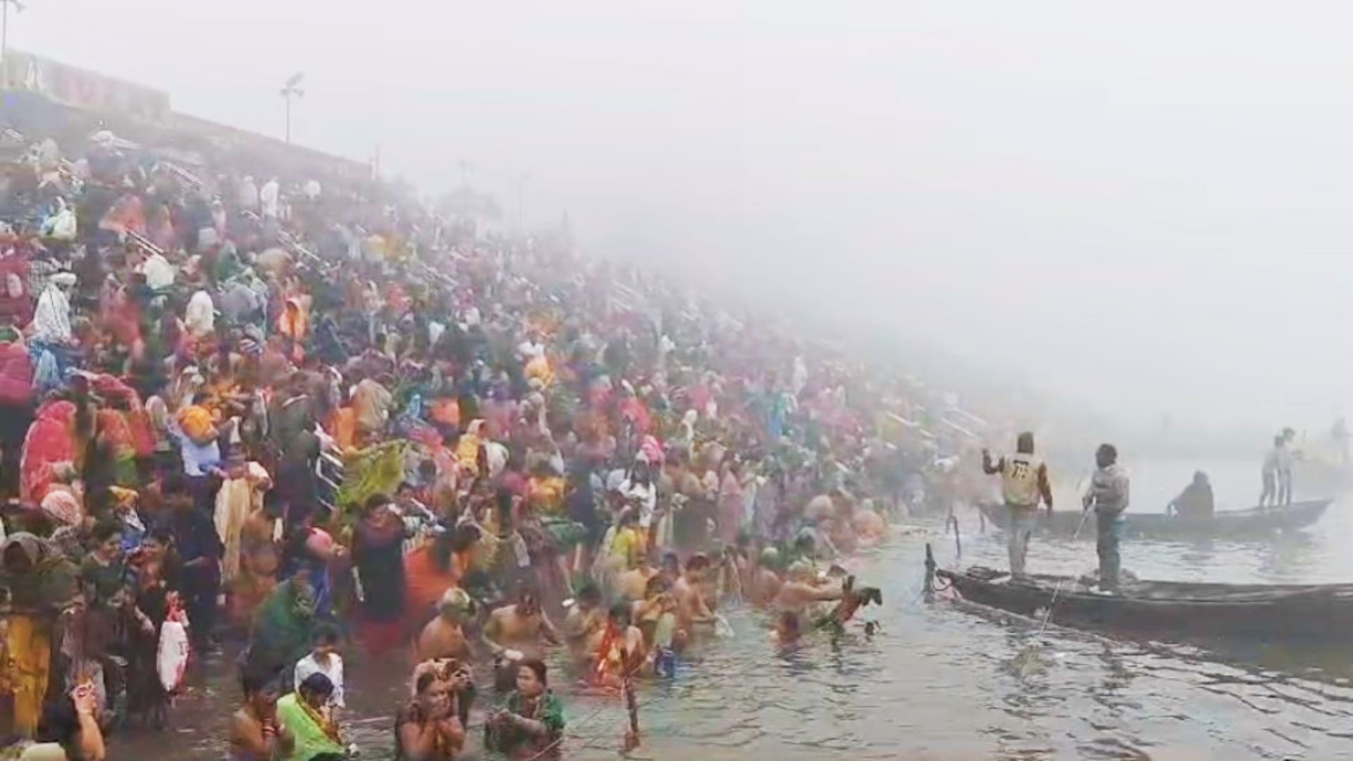 Buxar News: On Occasion Of Makar Sankranti Lakhs Of Devotees Took Holy ...