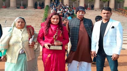 Meerut:अर्जुन अवार्डी बनीं भाला फेंक खिलाड़ी अन्नू रानी, गांव बहादरपुर ...