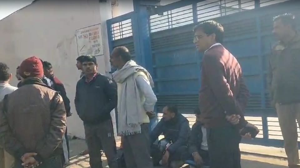 Gas Leak Accident:बुलंदशहर में फैक्टरी में गैस लीक होने से बड़ा हादसा ...