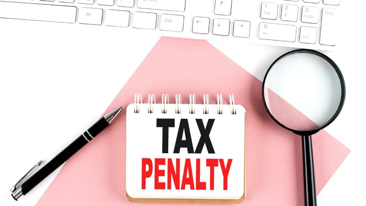 Meerut:9.80 करोड़ की टैक्स चोरी में उद्यमी सोमिल अग्रवाल गिरफ्तार ...