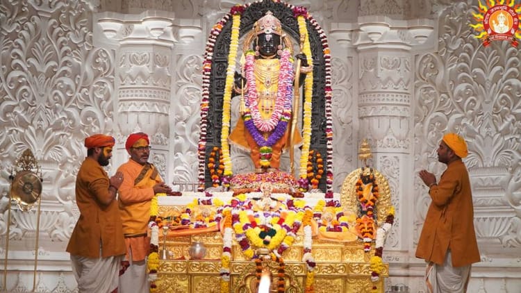 Special Offerings Are Being Made To Ramlala In Summer Madhupark Is Being Offered Curd, Lassi And ...