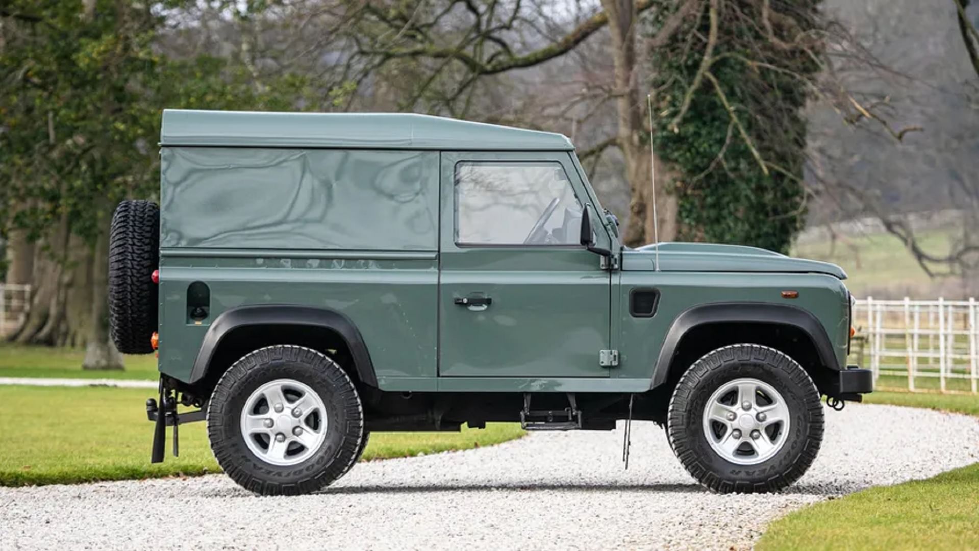 King Charles Iii Land Rover Defender 90 Suv Auction Details - Amar ...