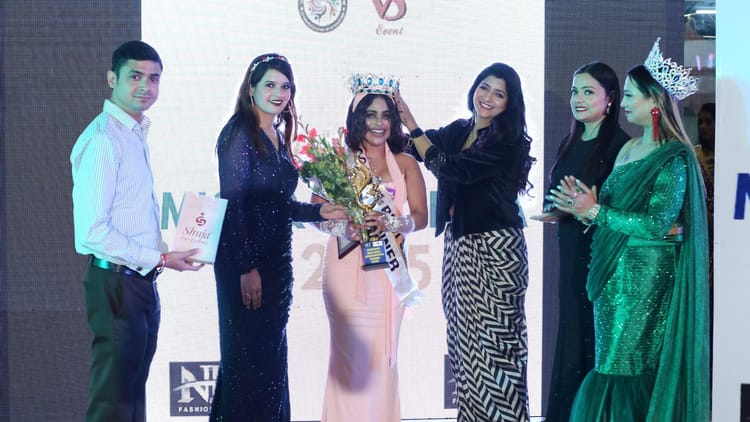 Daughter Made Father Proud Gave Him A Gift Became Kohinoor Miss India ...