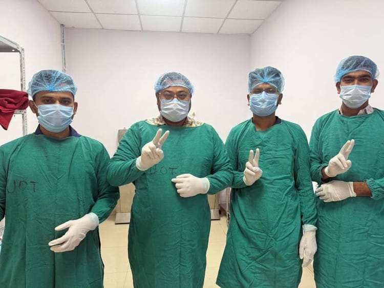 Mp News:रीवा के संजय गांधी अस्पताल में प्लास्टिक सर्जरी से जोड़ा कटा ...