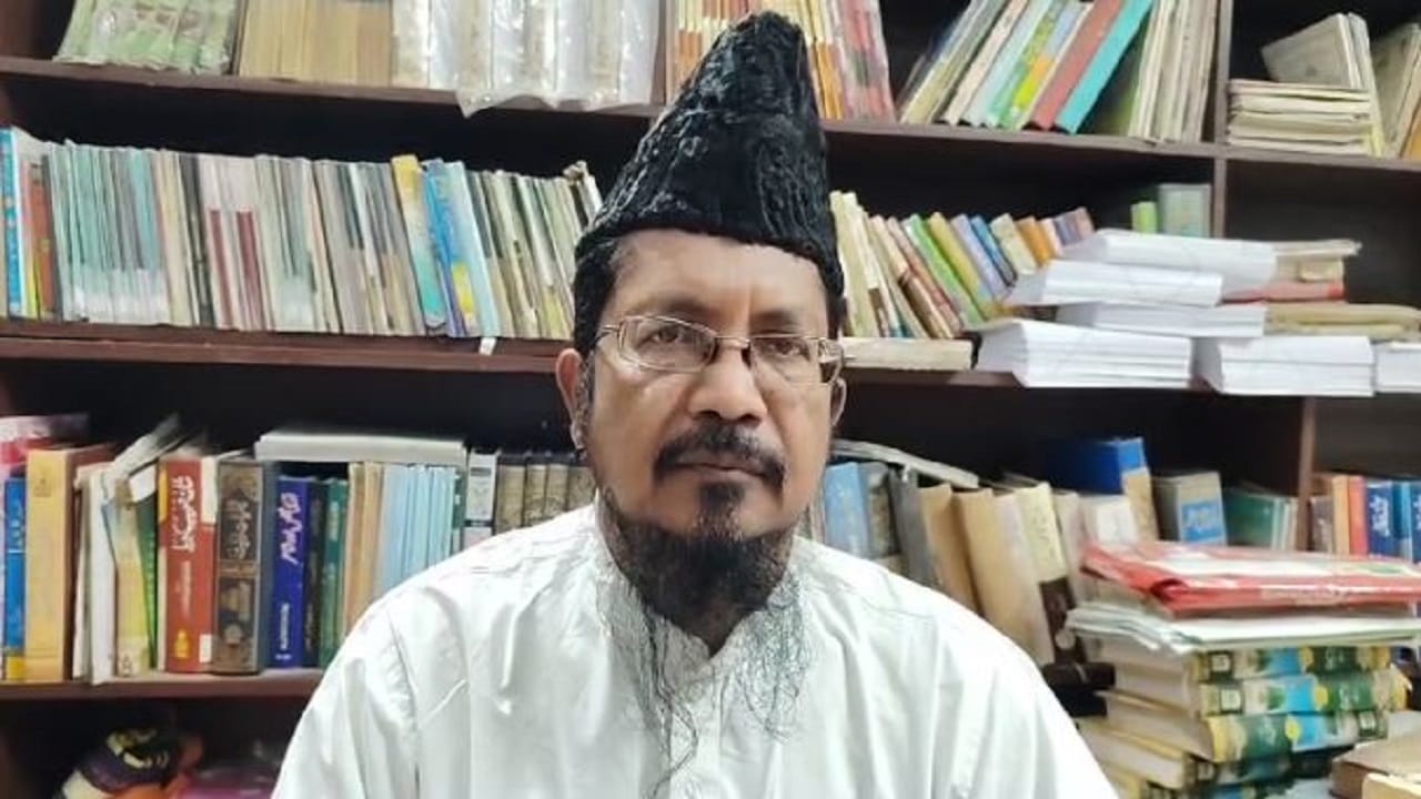 Maulana Shahabuddin Razvi Says Dont Play Holi In Amu - Amar Ujala Hindi ...