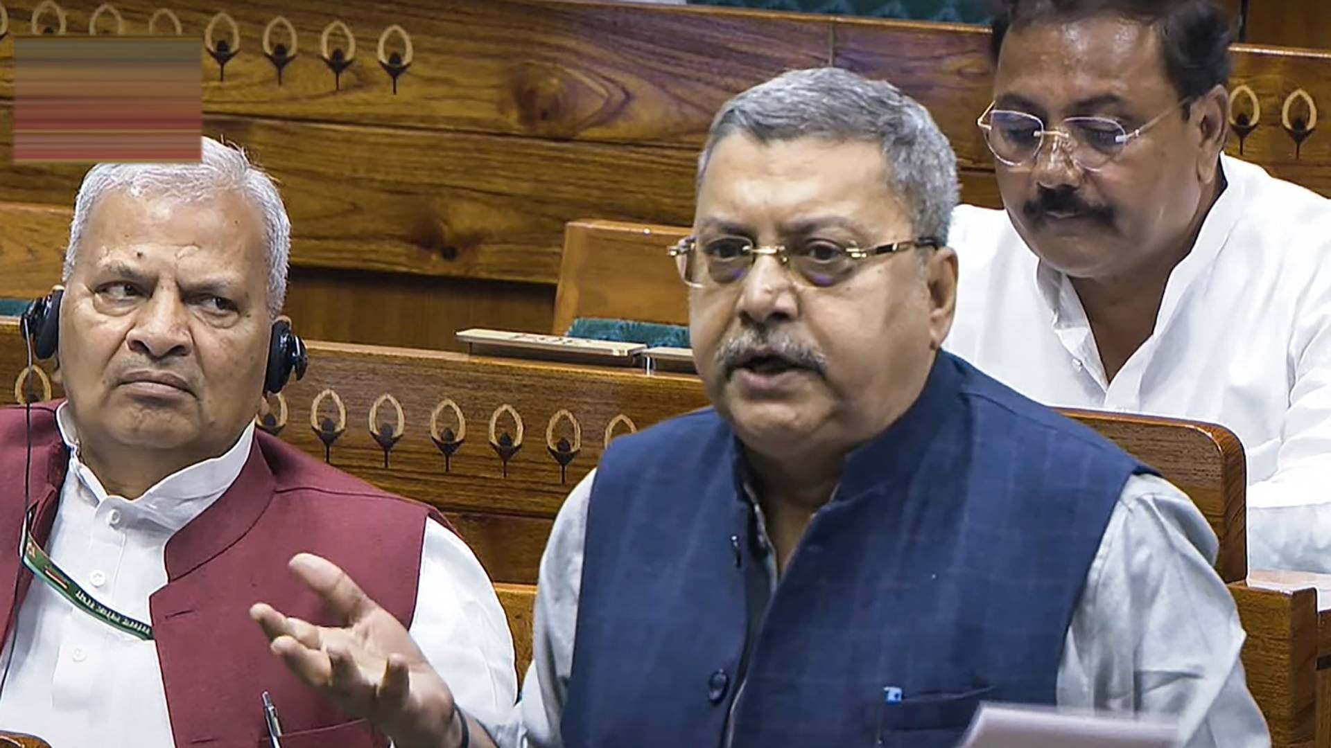 Mahua Moitra Vs Kalyan Banerjee: Tmc Mps Embroiled In War Of Words Over Kolkata Law College ...