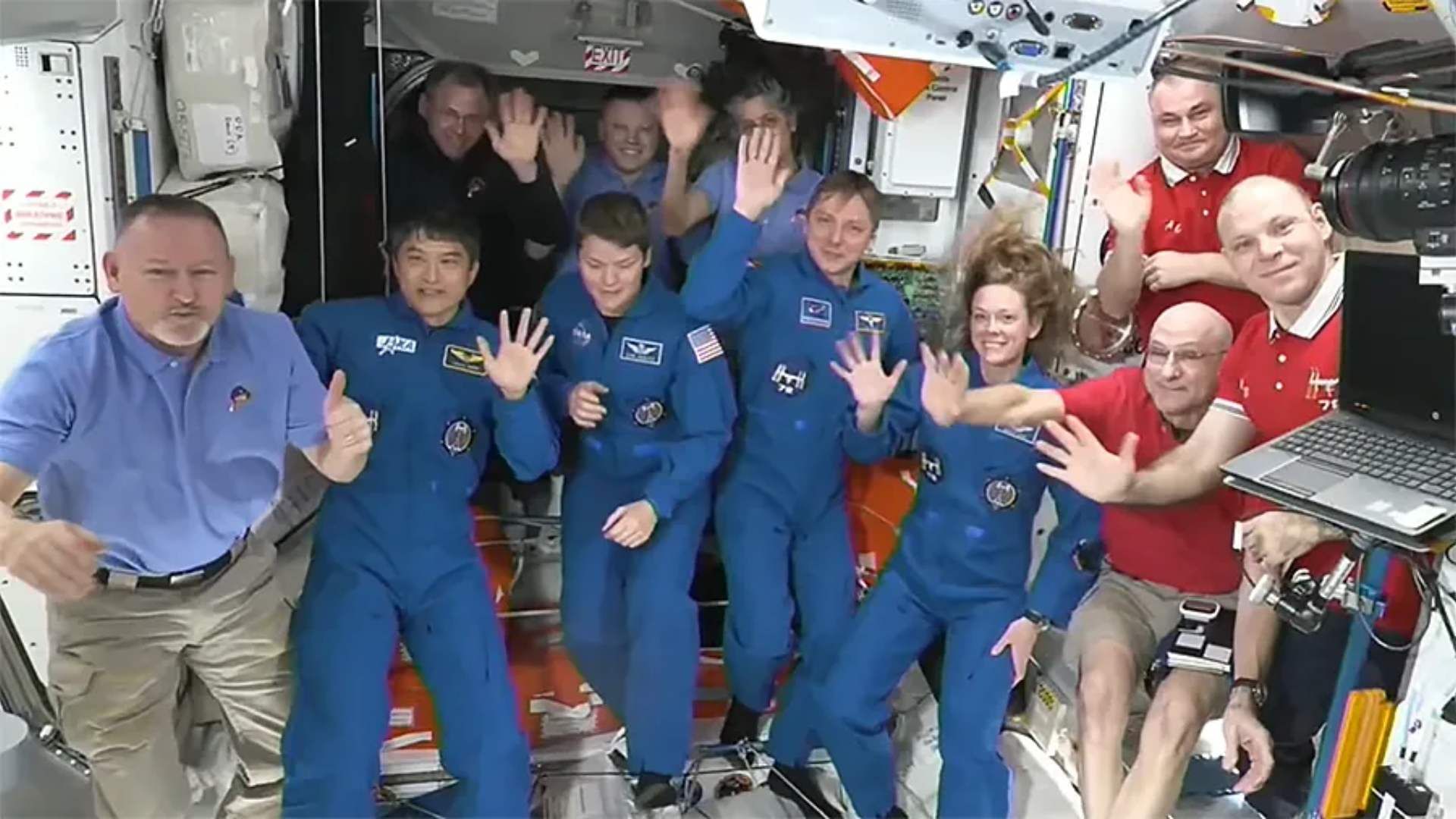 Sunita Williams Return Nasa Crew-10 Members At Iss Spacex Crew-10 Iss Space Docking - Amar Ujala ...