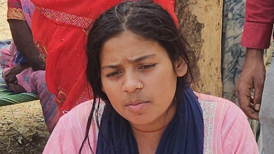 Gorakhpur Double Murder New Twist Eyewitness First Call From Mumbai Inform Police About Murder ...