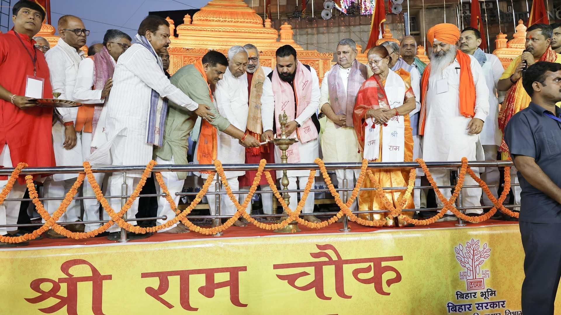Bihar News : Cm Nitish Kumar Participated In The Ram Navami Tableau Ram ...