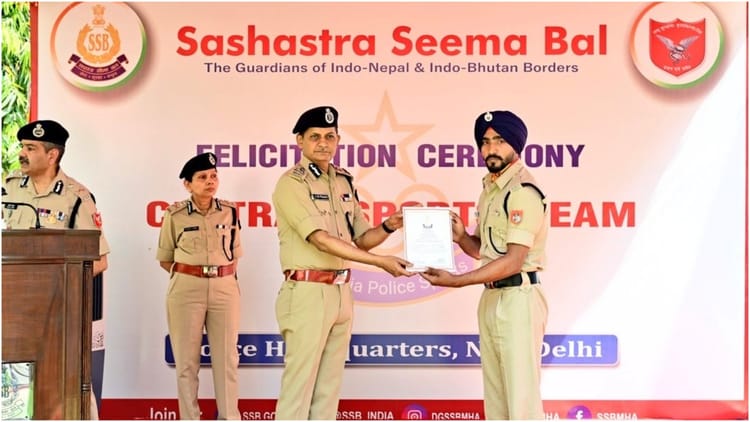 Ssb:एसएसबी खिलाड़ियों ने खेल जगत में रचा नया इतिहास, डीजी ने सशस्त्र ...