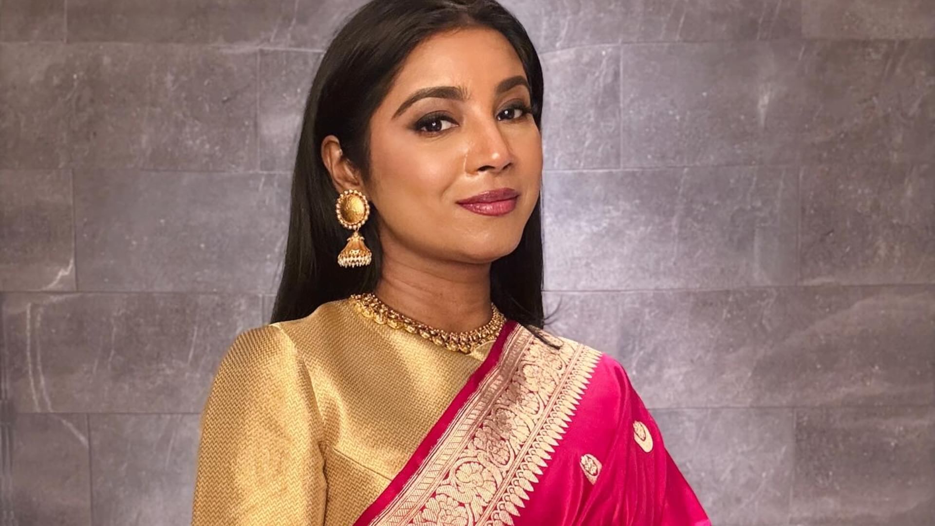 Shilpa Rao Birthday Singer Career Facts Work In Shah Rukh Khan Film ...