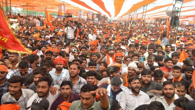 रक्त स्वाभिमान सम्मेलन:धूप में दिखा क्षत्रियों का उत्साह...इन नारों की ...