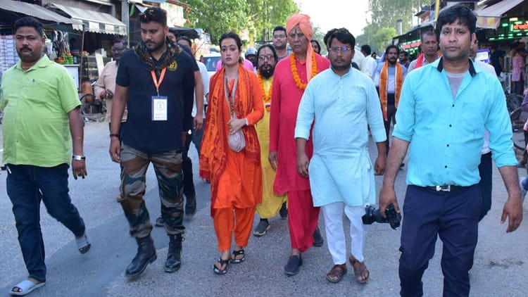 Harsha Richhariya:इगलास पहुंचीं हर्षा रिछारिया, बोलीं- युवाओं को सनातन ...