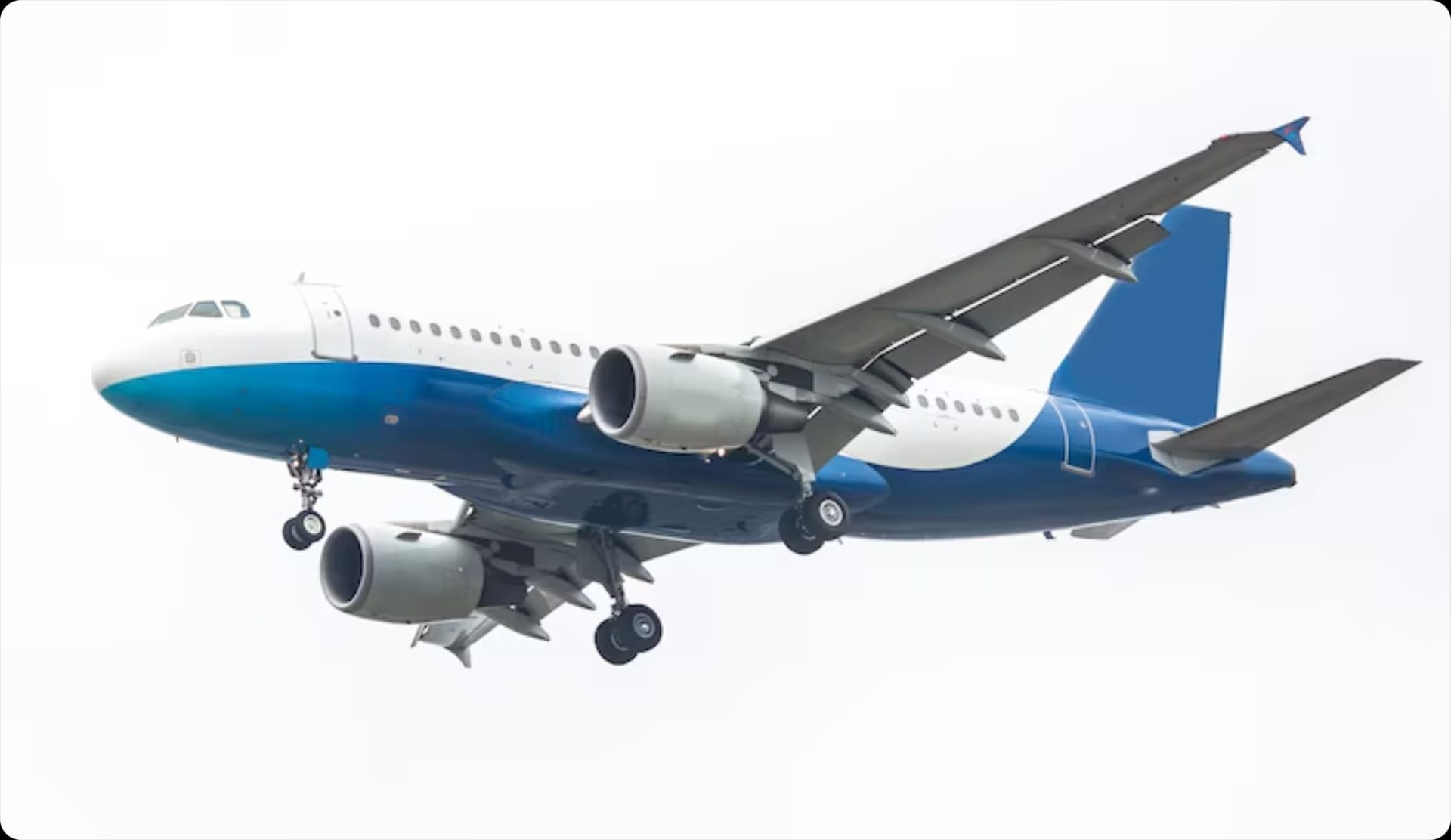 यूएस में टला हादसा:अमेरिकन एयरलाइंस के विमान में लैंडिंग गियर में आग ...