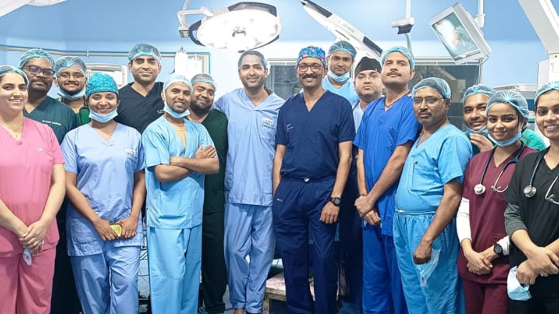 Salute To The Doctors Of Bhu Tumor Removed From A One And A Half Year Old Girl - Amar Ujala ...