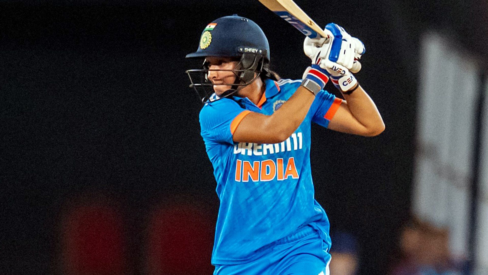 Ind W Vs Sl W:श्रीलंका ने भारत को तीन विकेट से हराया, हर्षिता ...