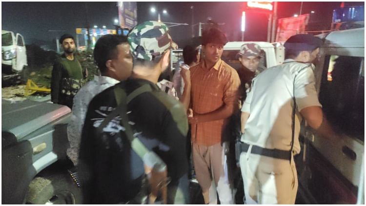 Bihar News:कुख्यात शराब माफिया जयकांत को दो बाउंसरों-दो चालकों के साथ ...