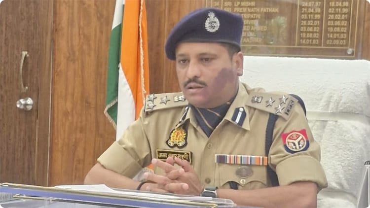 Up News:बरेली रेंज के नए आईजी अजय साहनी ने संभाला चार्ज, कहा- साइबर ...