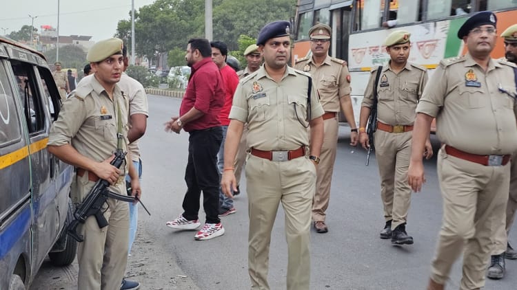 Up News:सपा के पूर्व विधायक सुल्तान बेग की कार समेत 31 वाहन सीज, बरेली ...