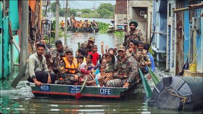 Heavy Rains Lash Baramati, Indapur In Pune; Ndrf Deploys Two Teams To Tackle Flood-like ...