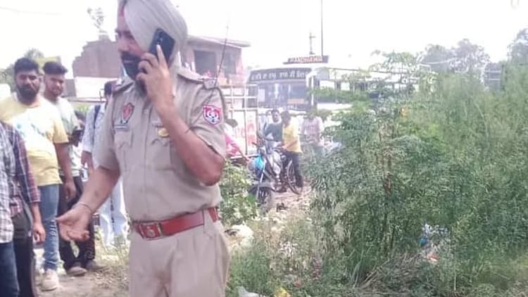 अमृतसर में धमाका:मजीठा रोड बाईपास पर बम प्लांट कर रहे आतंकी की माैत ...