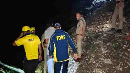 Mussoorie Accident:ग्लोगी के पास हादसा...मसूरी से देहरादून आ रही कार ...