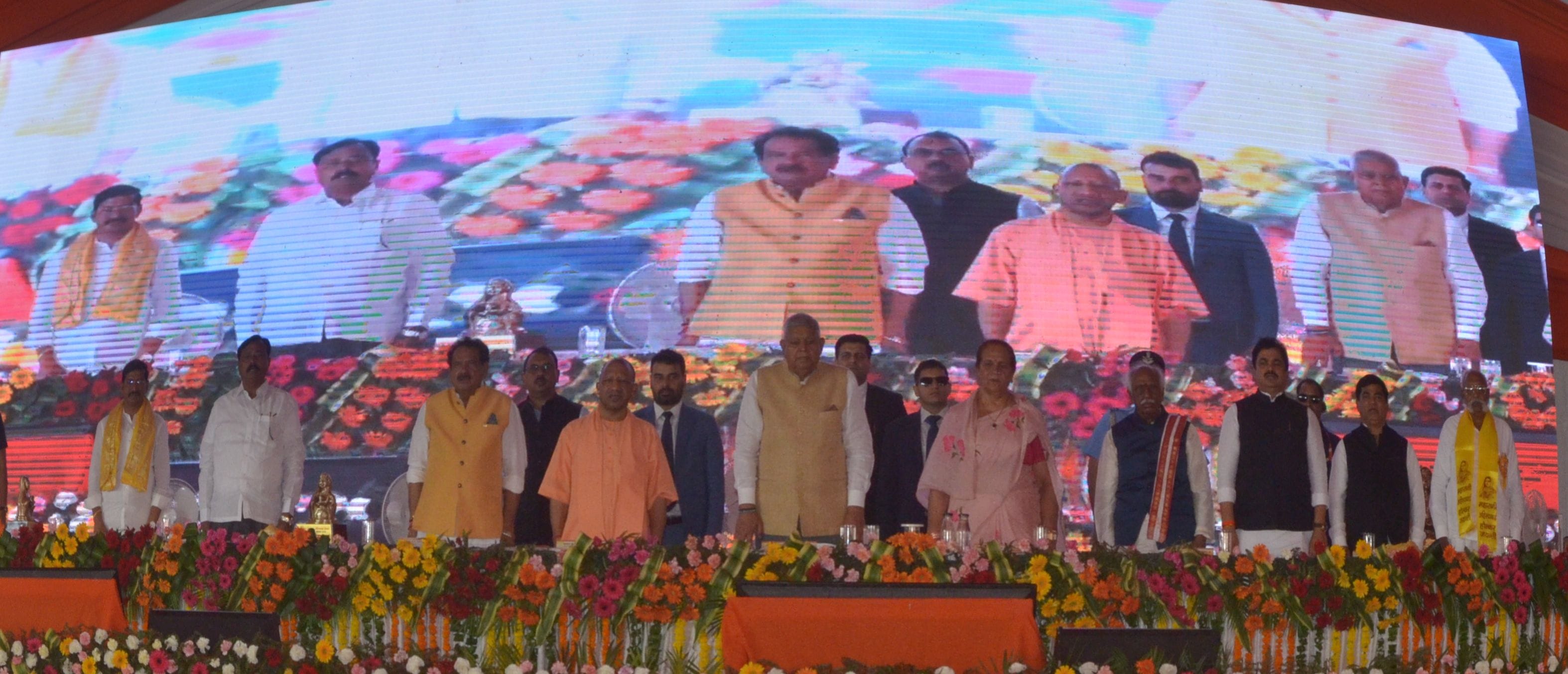 Mp Sp Singh Baghel Raised Slogan Of Caste Pride With support Of ...