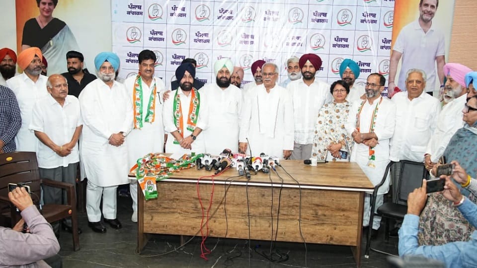 Ludhiana West By Poll:दलबदल का दाैर जारी, मुकेरियां और सुनाम के अकाली ...
