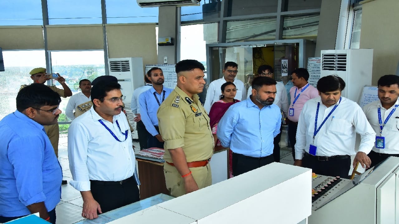 Kushinagar Airport:दो साल बाद फिर से उड़ान शुरू होने की जगी उम्मीद ...