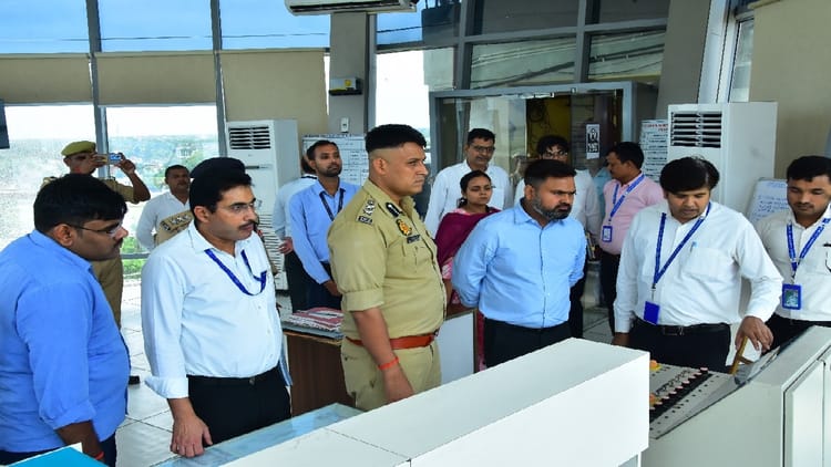 Kushinagar Airport:दो साल बाद फिर से उड़ान शुरू होने की जगी उम्मीद ...