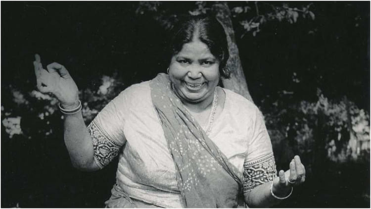 Tuntun Birthday:दुख और कष्ट में बीता बचपन, बाद में बनीं बॉलीवुड की पहली ...