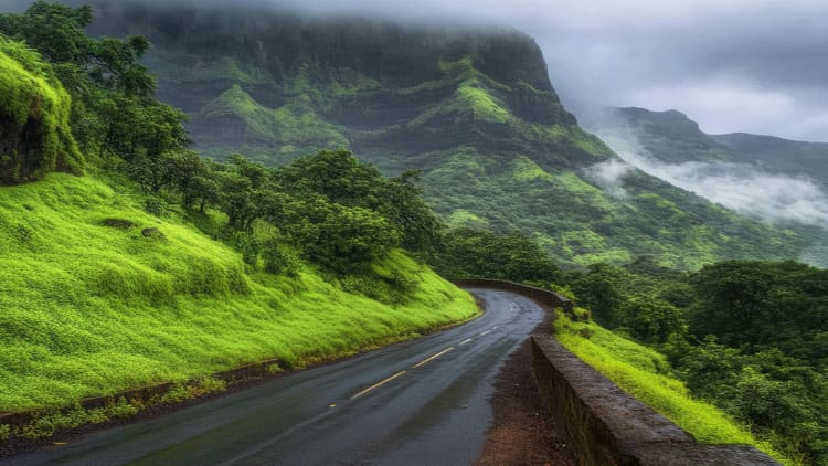 Monsoon Road Trips:बरसात में रोड ट्रिप का असली मजा लेना है? इन पांच ...