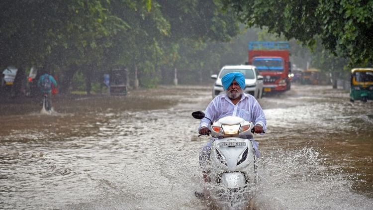 Rajasthan Weather Forecast Update Today Heavy To Very Heavy Rain Alert In 8 Districts - Amar ...