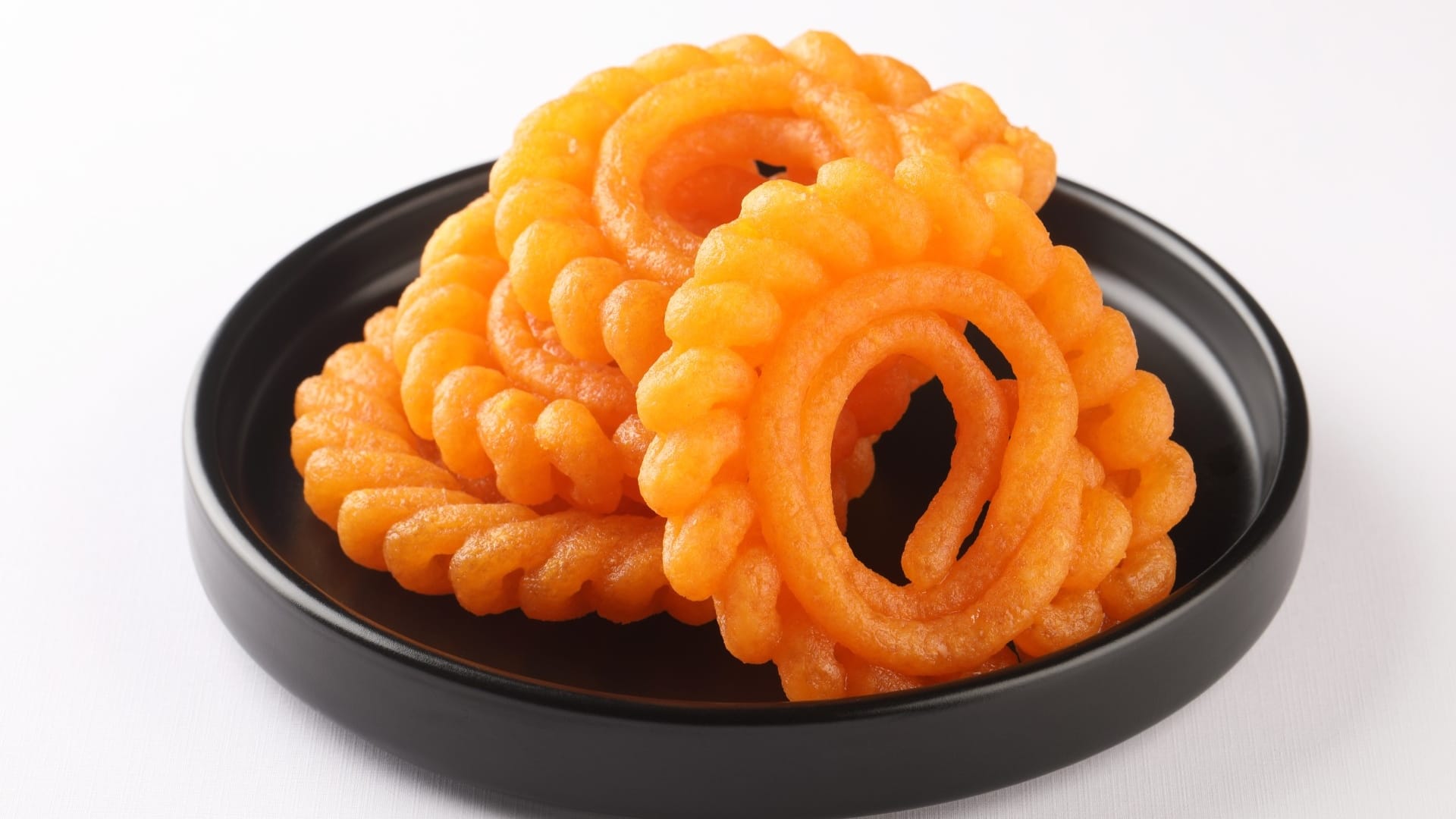 Easy Imarti Recipe:इस त्योहार घर पर बनाएं इमरती, सही शेप देने के लिए ...