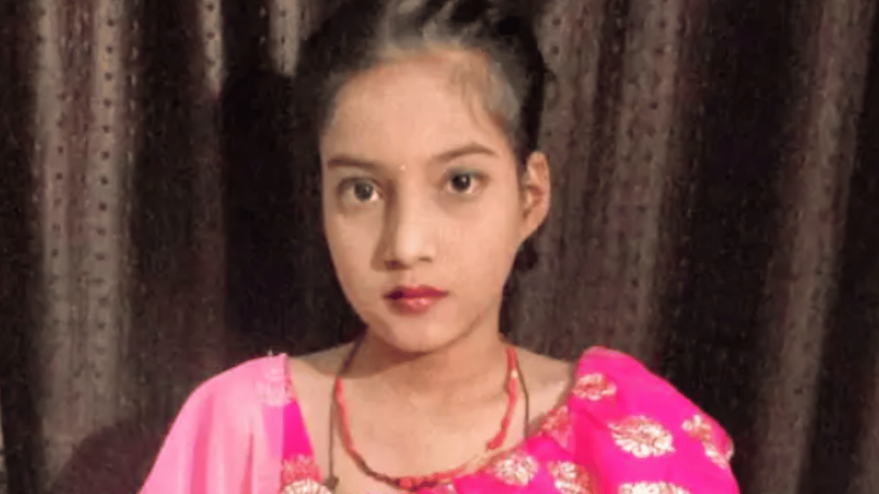 Indore News: 12-year-old Girl Dies Under Mysterious Circumstances In Lasudia - Amar Ujala Hindi ...