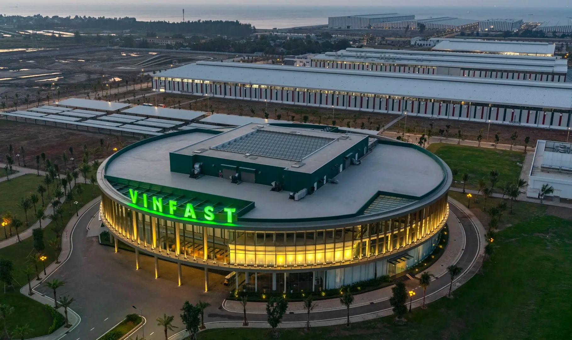 Vinfast Opens First Electric Vehicle Manufacturing Plant In India, Sets ...