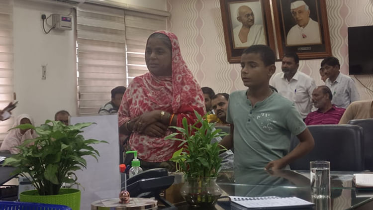 Kanpur: Woman Duped On The Pretext Of Job, Dm Helped And Sent Her Home ...