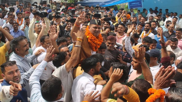 Uttarakhand Panchayat Election 2025 Independents Left Bjp And Congress Behind In The District ...